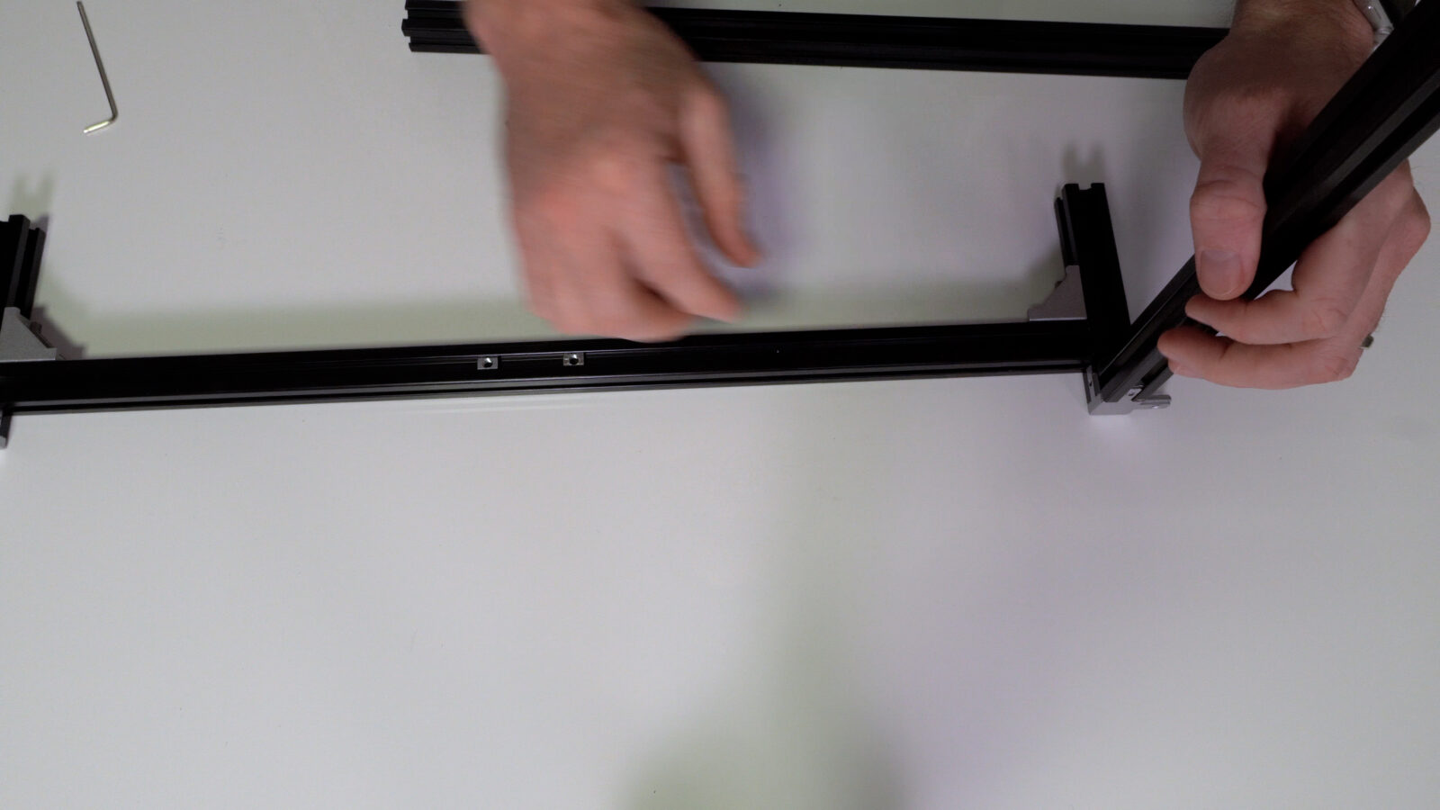 DIY Motorized Ultra Short Throw Projector Shelf – The Hook Up