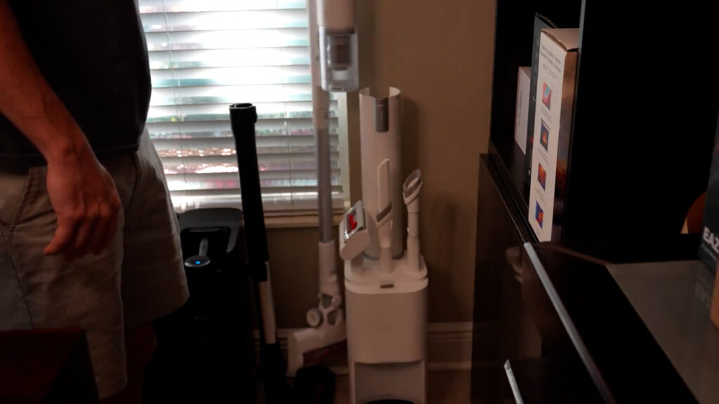 Stick Vac + Robotic Vacuum COMBO – worth the buy? – The Hook Up